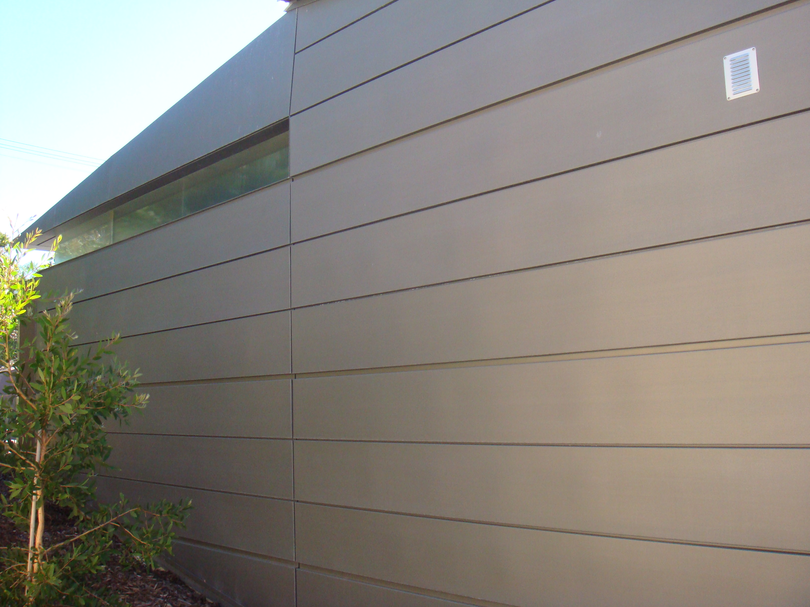 mb 2 products 2 cladding 2 - Metalbenz Fabrication